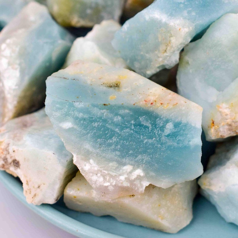 Blue Sky Quartz Sky Quartz Supports Chakras 6, purifies energy | Shopee ...