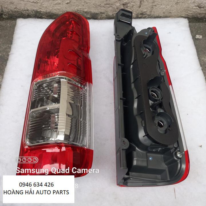 Toyota HIACE 2018 RH+ LH Rear Light (HALOGEN Tail) | Shopee Singapore