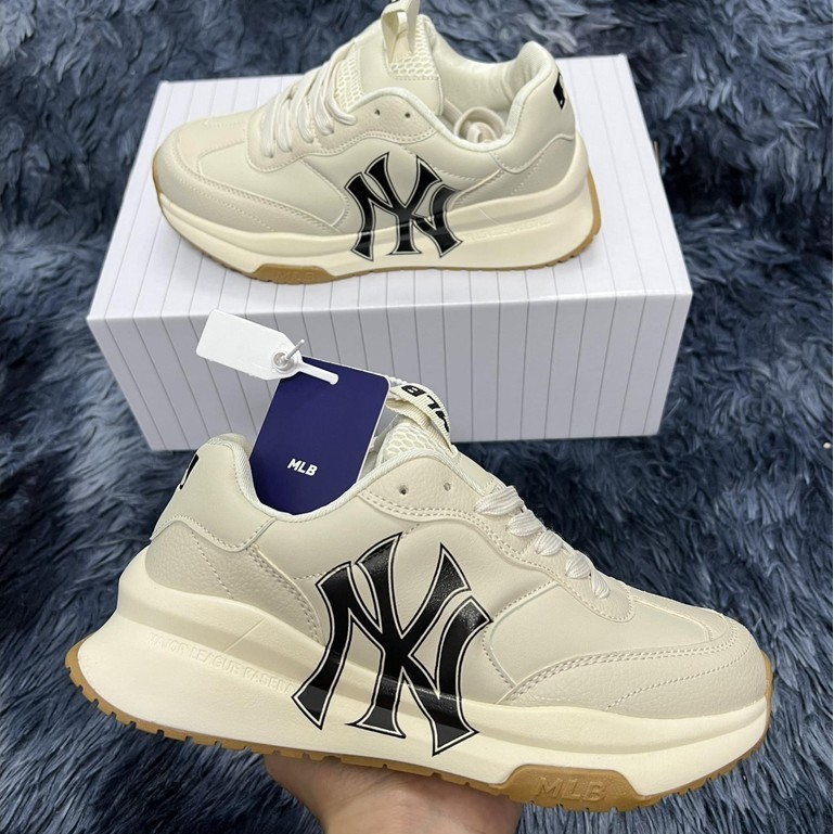 MLB Chunky Runner Basic New York Yankees Cream Shoes - Latest Cream ...