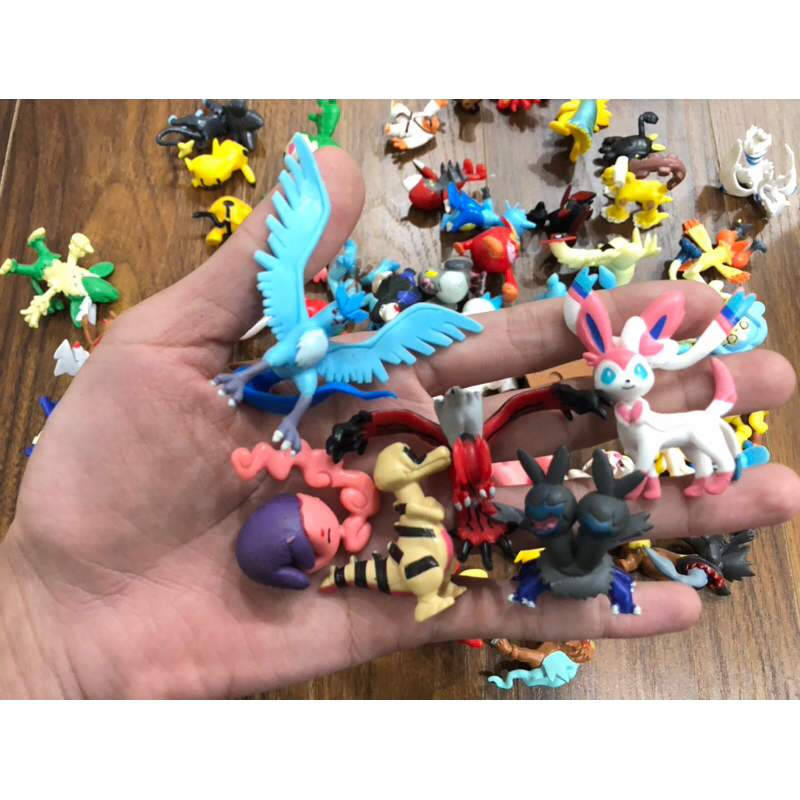 Pokemon model small and medium size (new) | Shopee Singapore