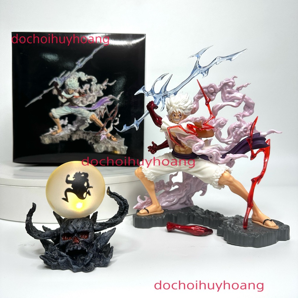 One Piece Luffy Gear 5 Sun God Nika Joy Boy Model holding lightning ...