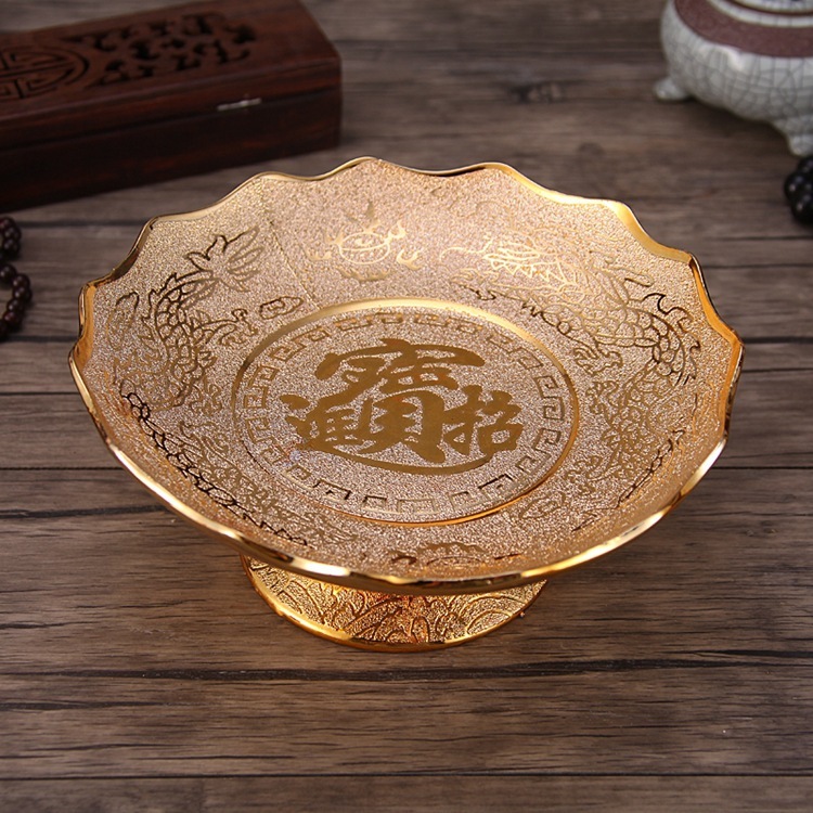 SA Golden Saffron-Coated Porcelain Plates Are Designed To Decorate ...