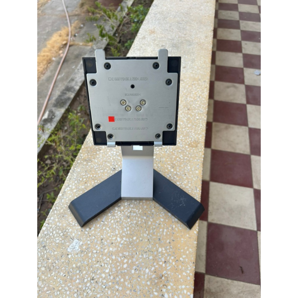 Dell v-shaped monitor stand without rotation | Shopee Singapore