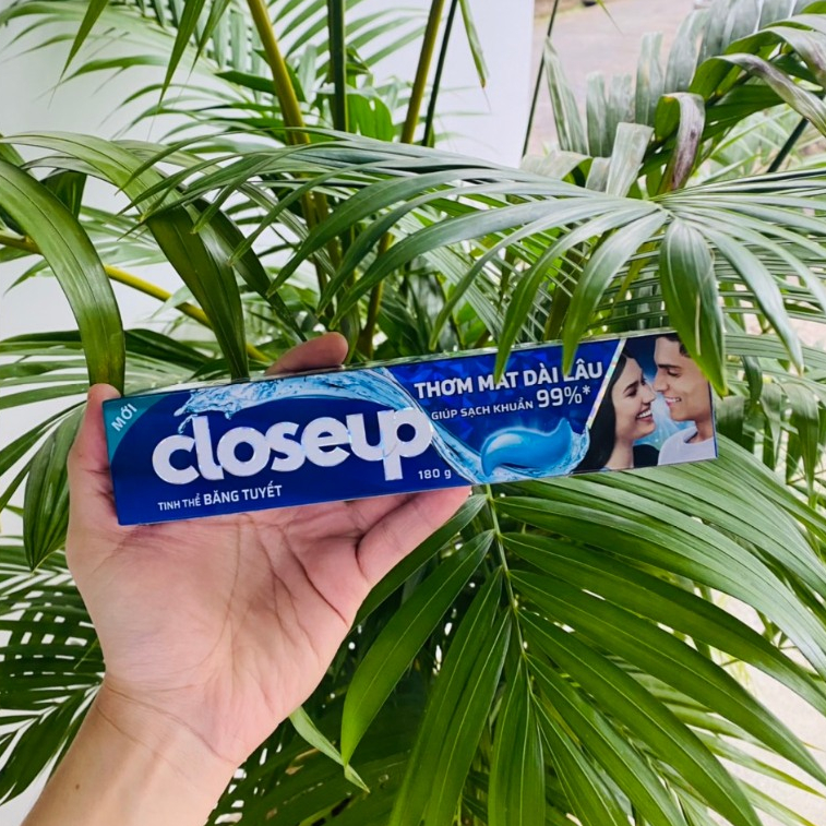Ice and Snow Crystal Closeup Toothpaste 180g | Shopee Singapore
