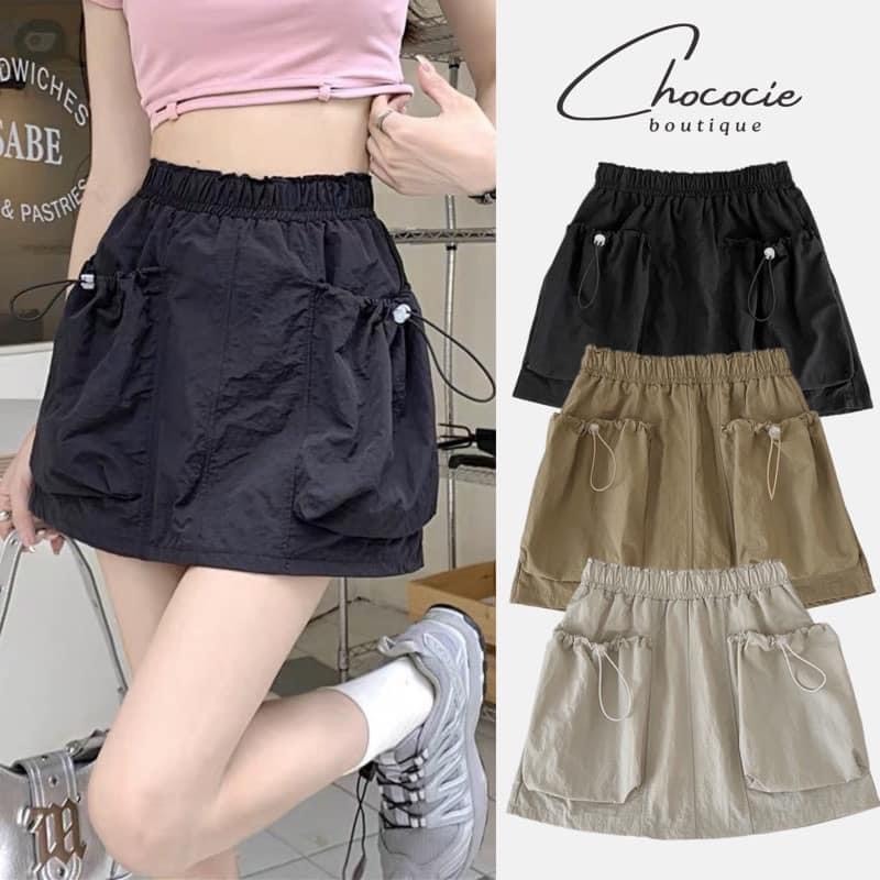 A-line skirt with elastic waist, skirt with pockets made of wind-blown ...