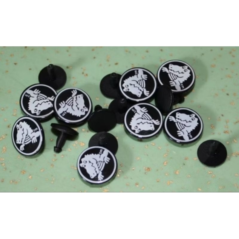 Crocs slipper buttons (1 set = 1 long pin + 1 short pin) | Shopee Singapore