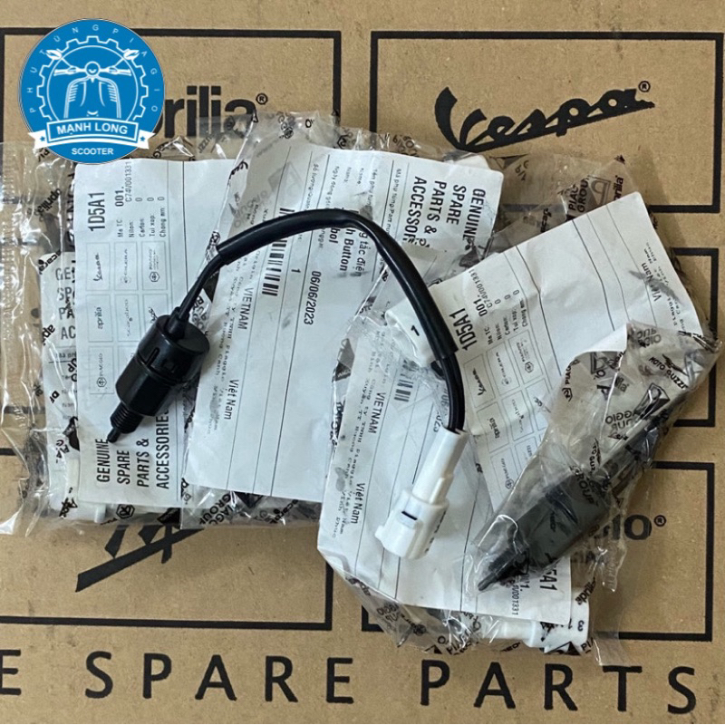 Piaggio - Vespa brake light switch (genuine) motorcycle accessories ...