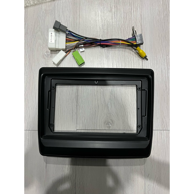 Isuzu Dmax 2020-2022 9-inch face mask (with original power jack ...