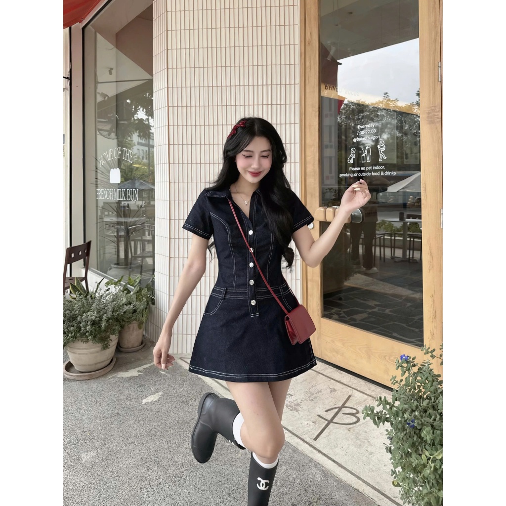 Striped denim dress with turn-down collar and buttons, flattering A ...