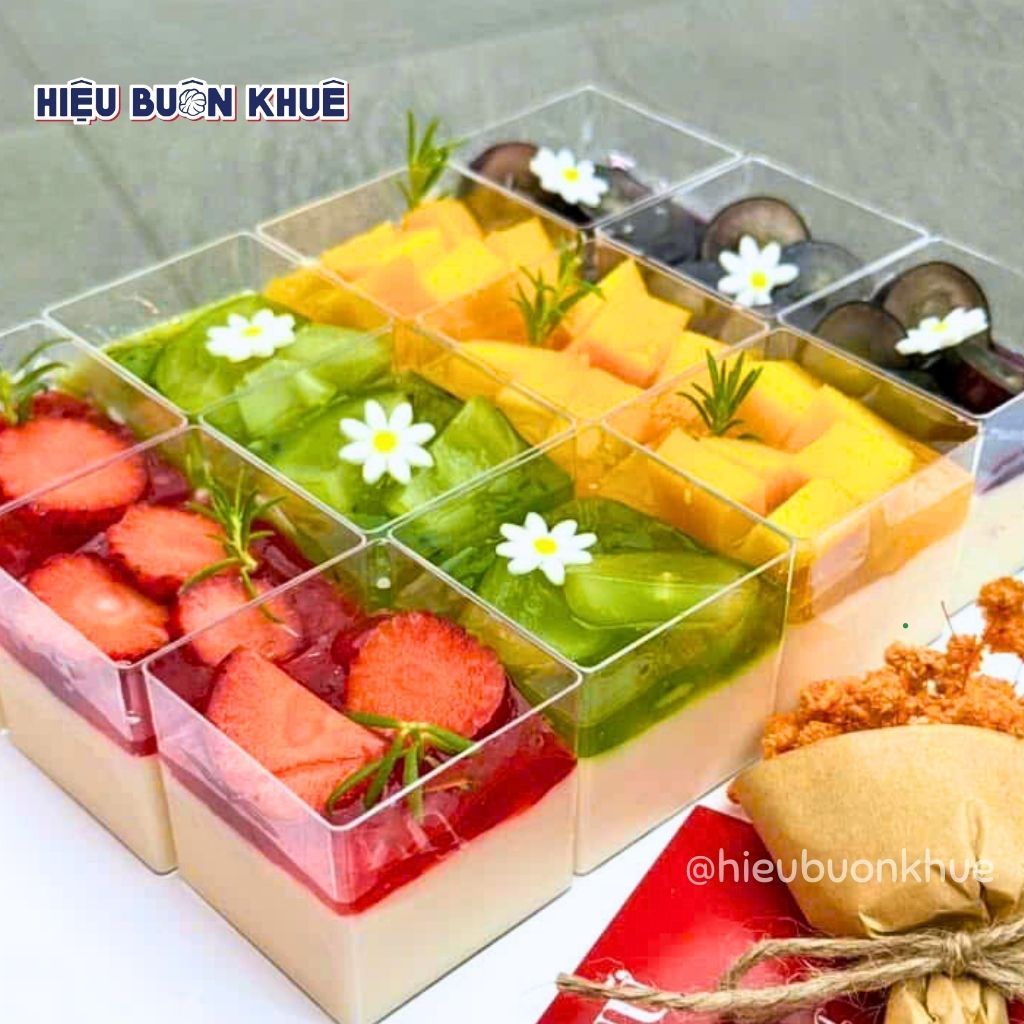 50 Square Mica Cups for Cold Cakes, Mousse Cakes, Tiramisu, Panna Cotta ...