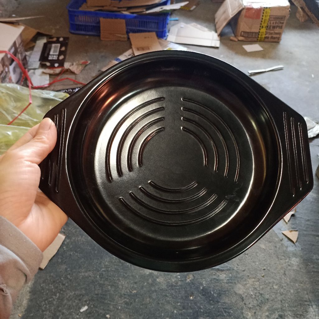 Plate, spicy noodle pot stand, bowl stand, black clay pot for cooking ...