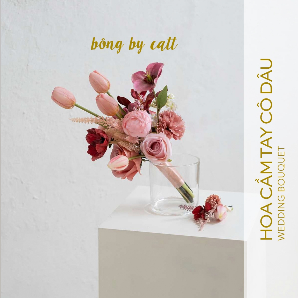 Bold TONE - Silk wedding flowers in the bride's hand - Wedding bouquets ...