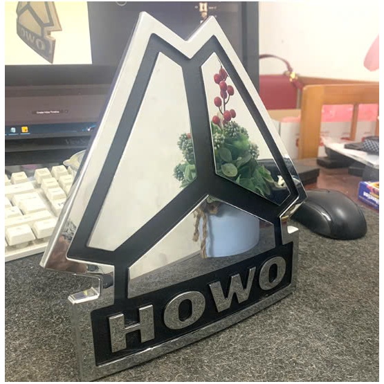 Good product - Howo Logo mounted on Howo A7 truck head - hot | Shopee ...
