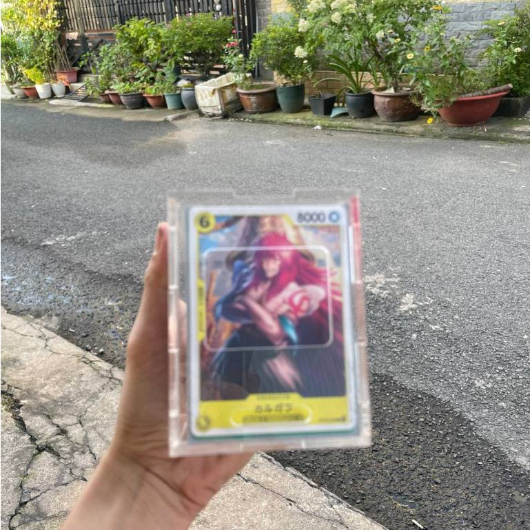 [Deck Box] One Piece card box made of transparent Mica plastic, holds ...