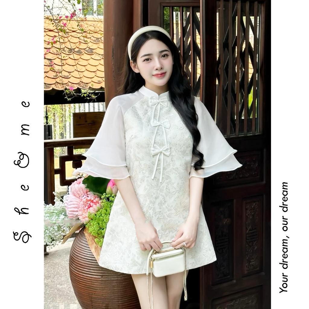 Tina dress - Women's dress with butterfly sleeves and train collar ...