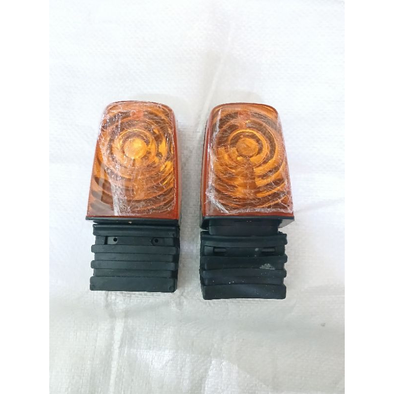 Square turn signal in front of tricycle/tricycle (1 bag) | Shopee Singapore