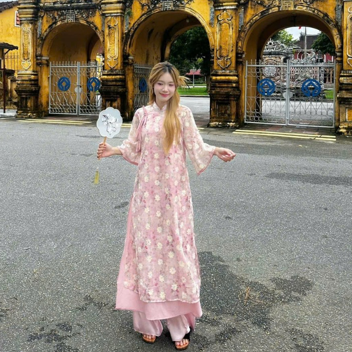 Bach Vu innovative ao dai, floral printed ao dai model with bow tie and ...