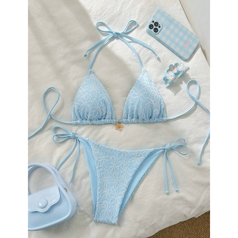 Peachy bikini - blue bikini with white floral patterns for the beach ...