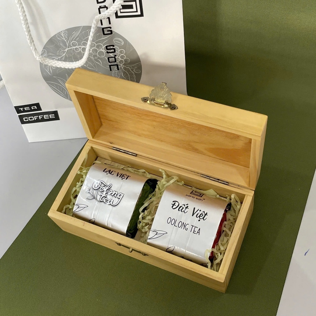 Dong Hai Tea Box - CNY Tea Gift Box - 2 Premium Tea Packets (Oolong Tea ...