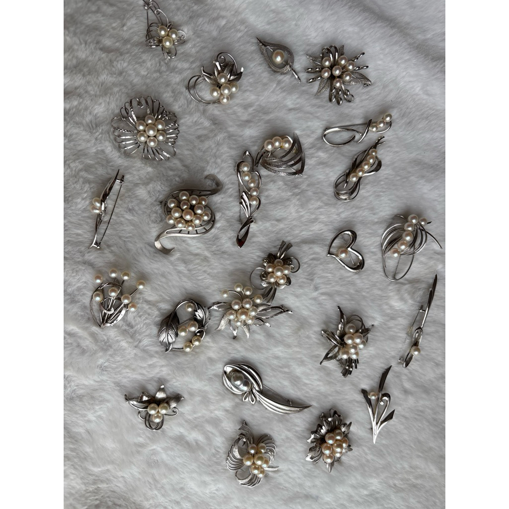 Selected Japanese brooches (9.25, a.koya) | Shopee Singapore