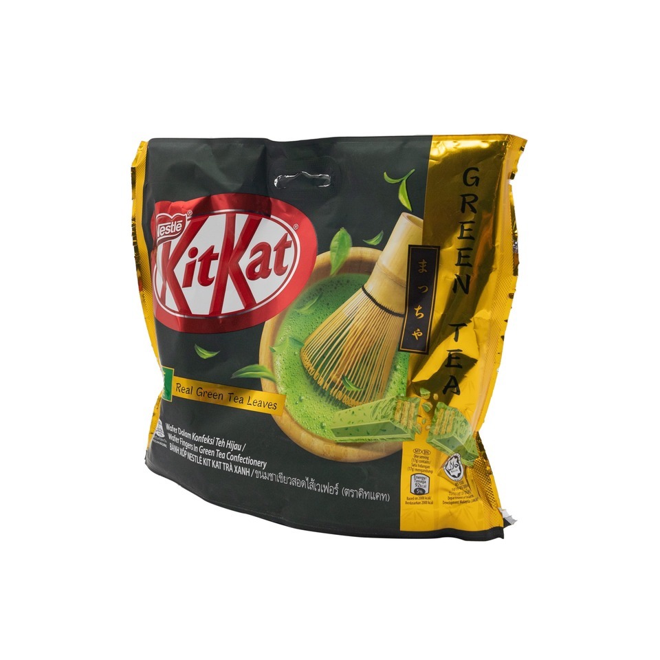 Chocolate Kit Kat Green Tea, Strawberry Flavor 136G (17G x 8 Bars ...