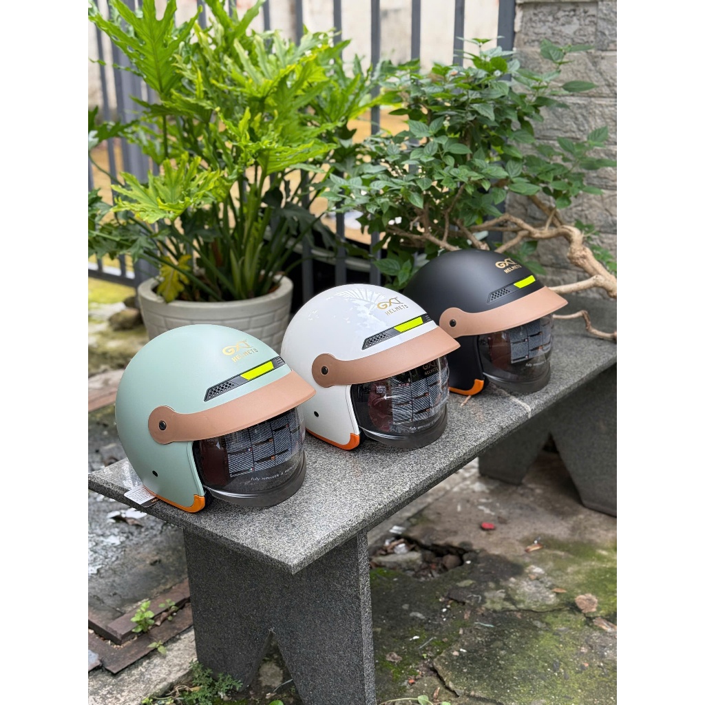 LAUNCH LUXURY VERSION 3/4 Helmet GXT M139 LUXURY Smooth Genuine ...