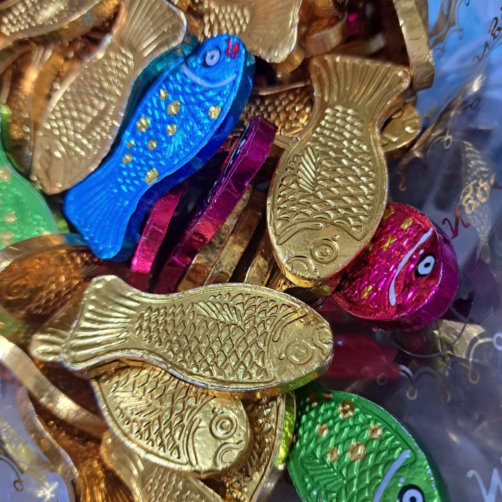 Goldfish chocolate - golden carp chocolate, mixed color fish 100g /250g ...