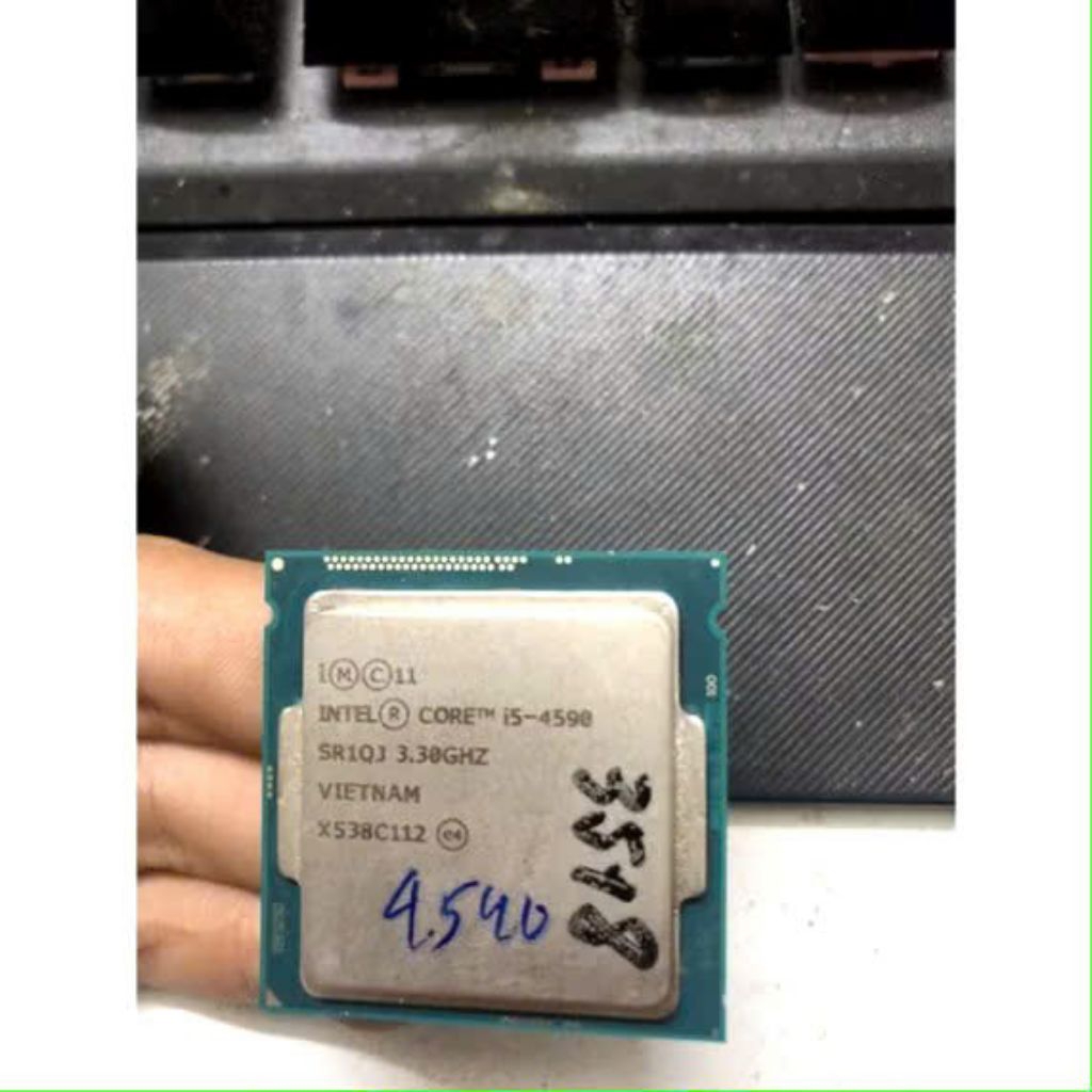 CPU i5 4590,4570 Chip core i5 4590,4570. CPU running socket 1150/Main ...
