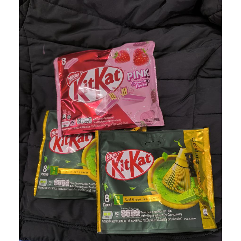 Combo of 3 packs of Chocolate Kit Kat Green Tea, Strawberry 136g ...