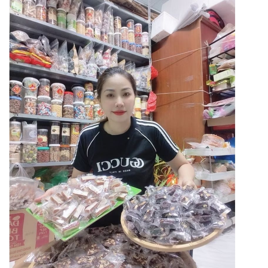 Fresh pineapple candy, young coconut, crispy puff pastry 500g | Shopee ...
