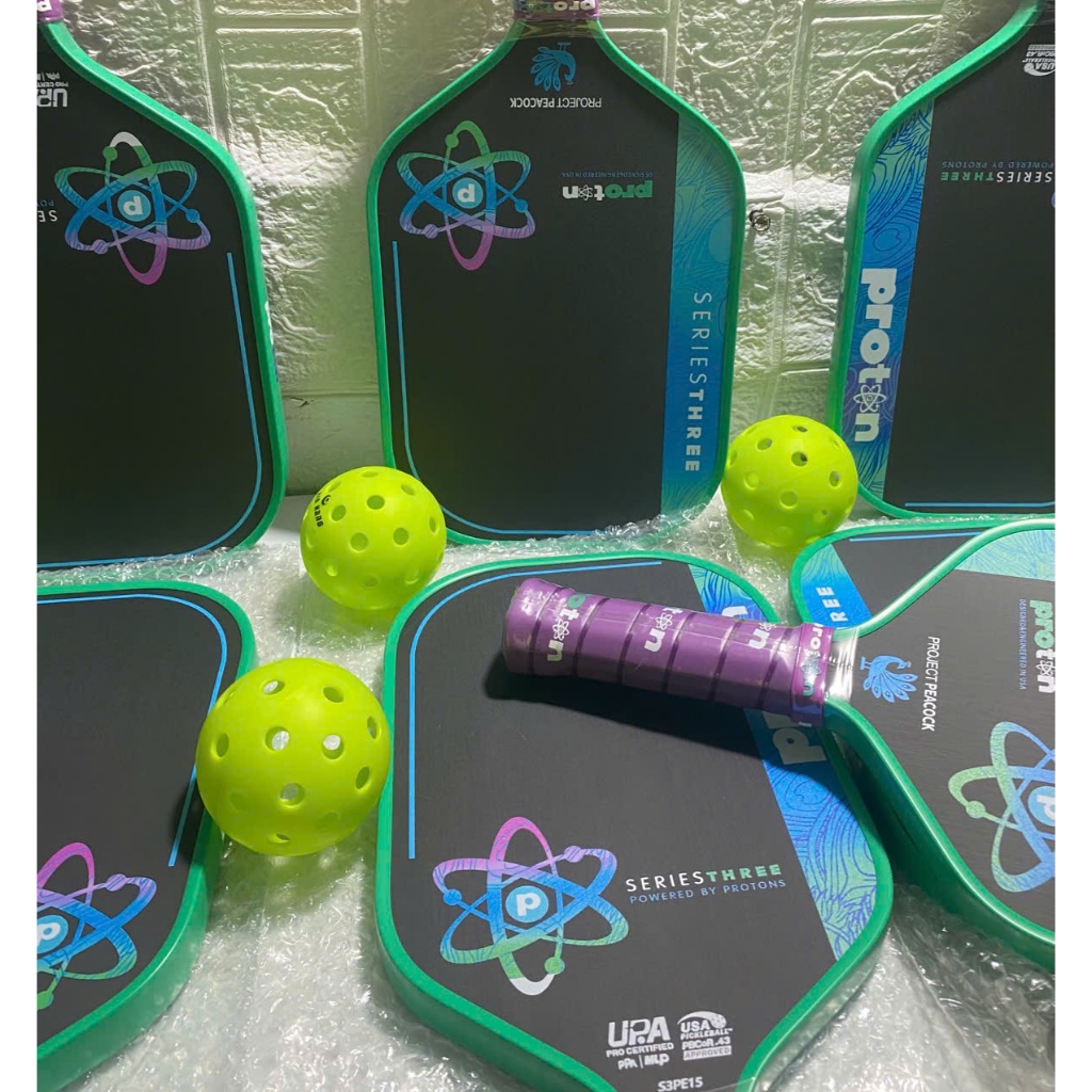 Proton Series Three Peacock Pickleball racket comes with 1 ball and 1 ...