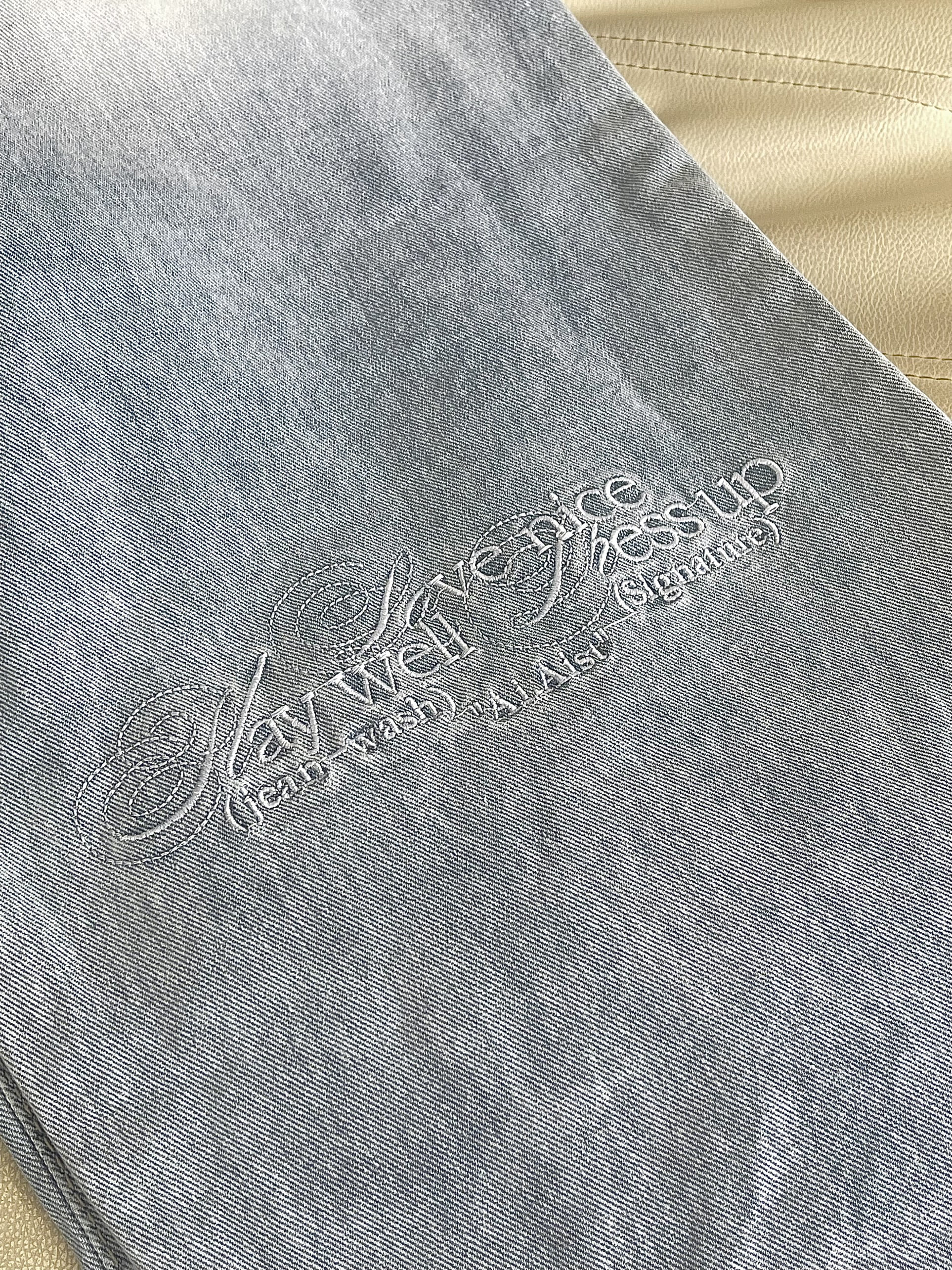 Low Rise Jean Wash Ver 2 AIAI OFFICIAL logo embroidered wide-leg jeans ...