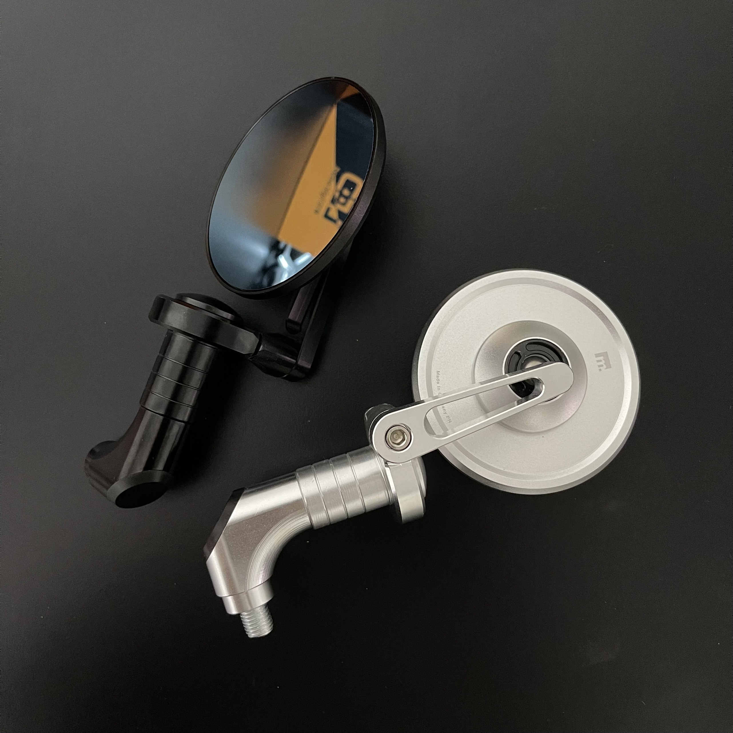 Motogadget Mview Super Round Mirror - Borderless Mirror Surface, High ...