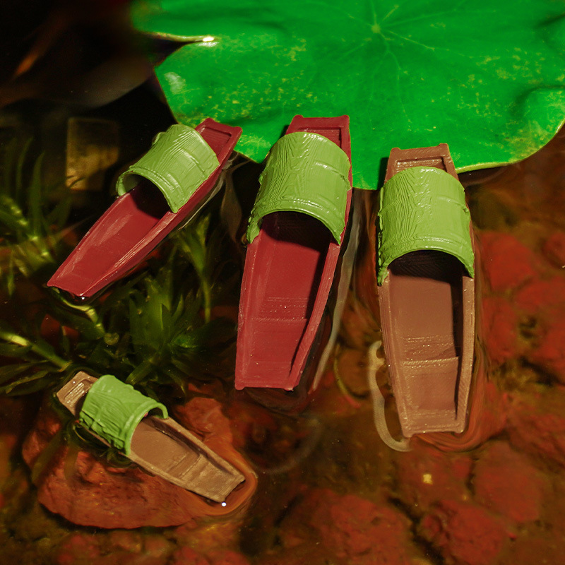Leaf roof boat model that can be raised on water to decorate miniatures ...