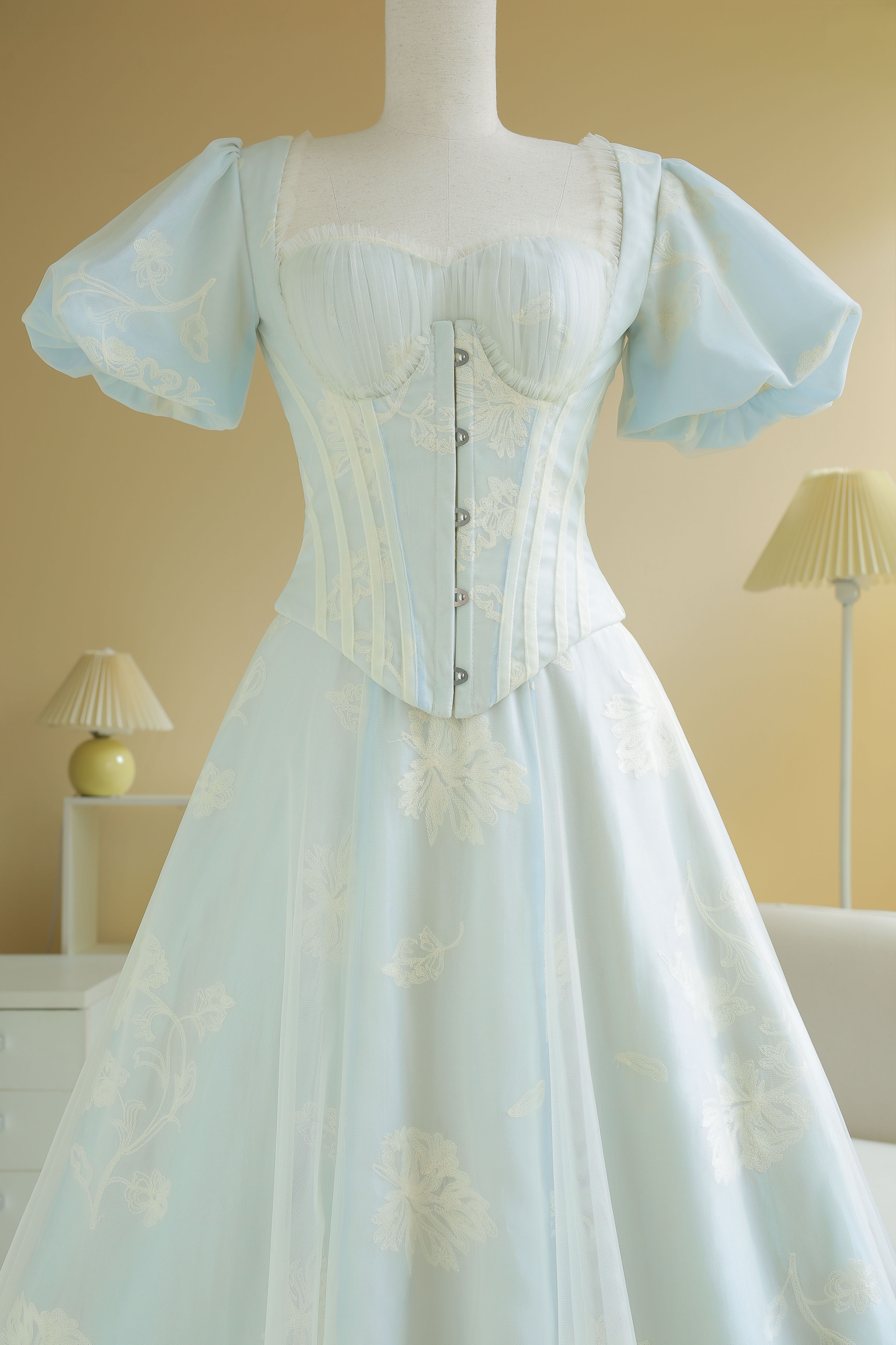 VINTAGE - EVANIE set of loose dress and corset that can be worn in many ...