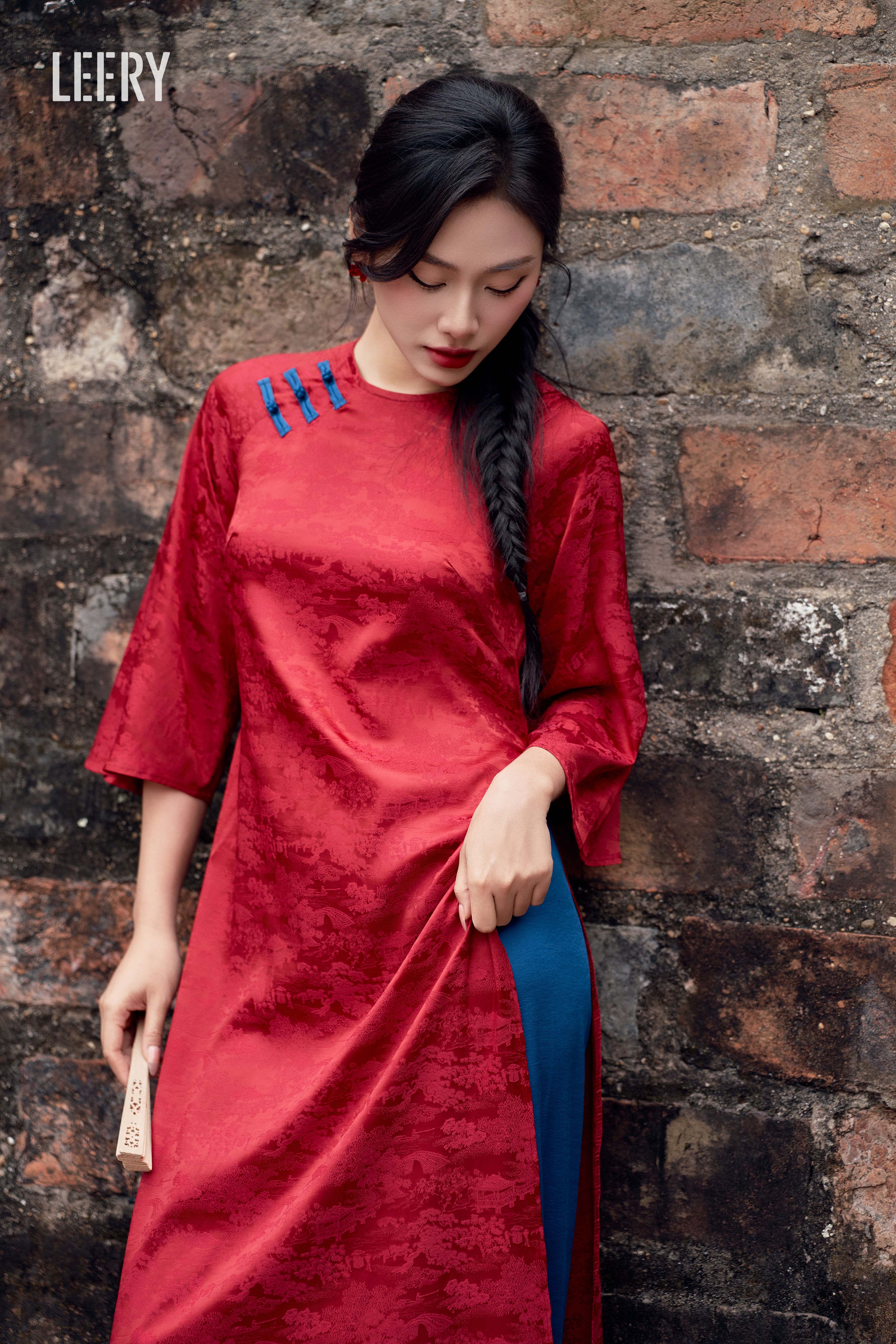 Leery - Cat Tuong designed ao dai High quality red ao dai with light ...