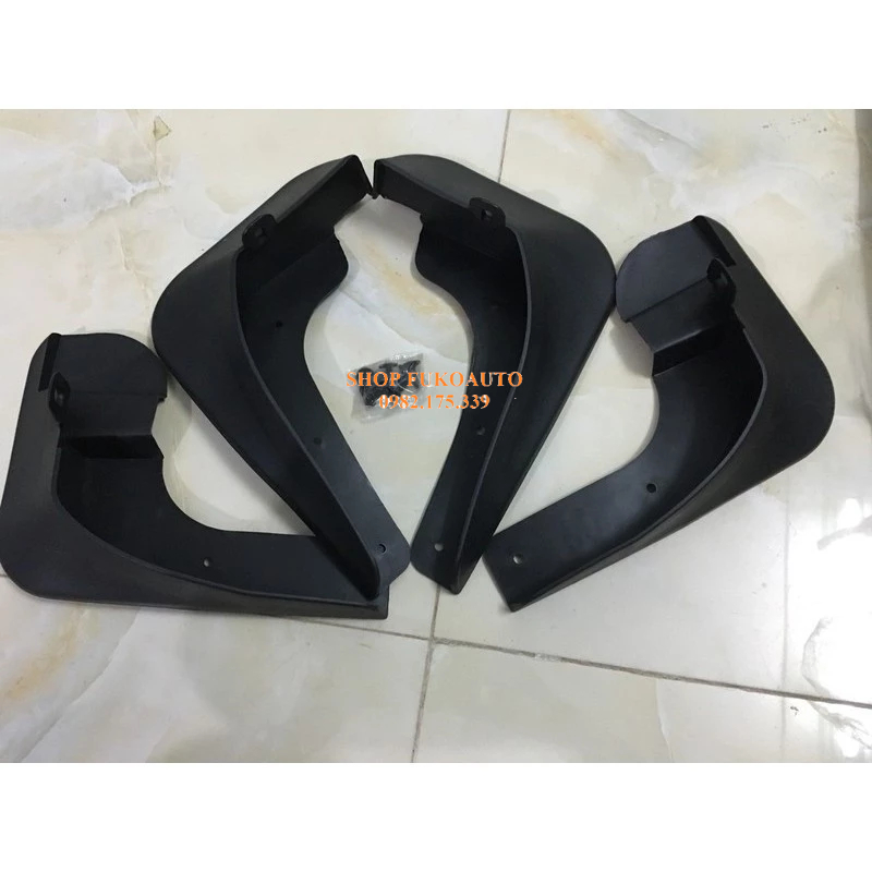 Kia Sonet 2021 2022 2023 2024 Car Fenders Set Of 4 Plastic Pieces Type ...