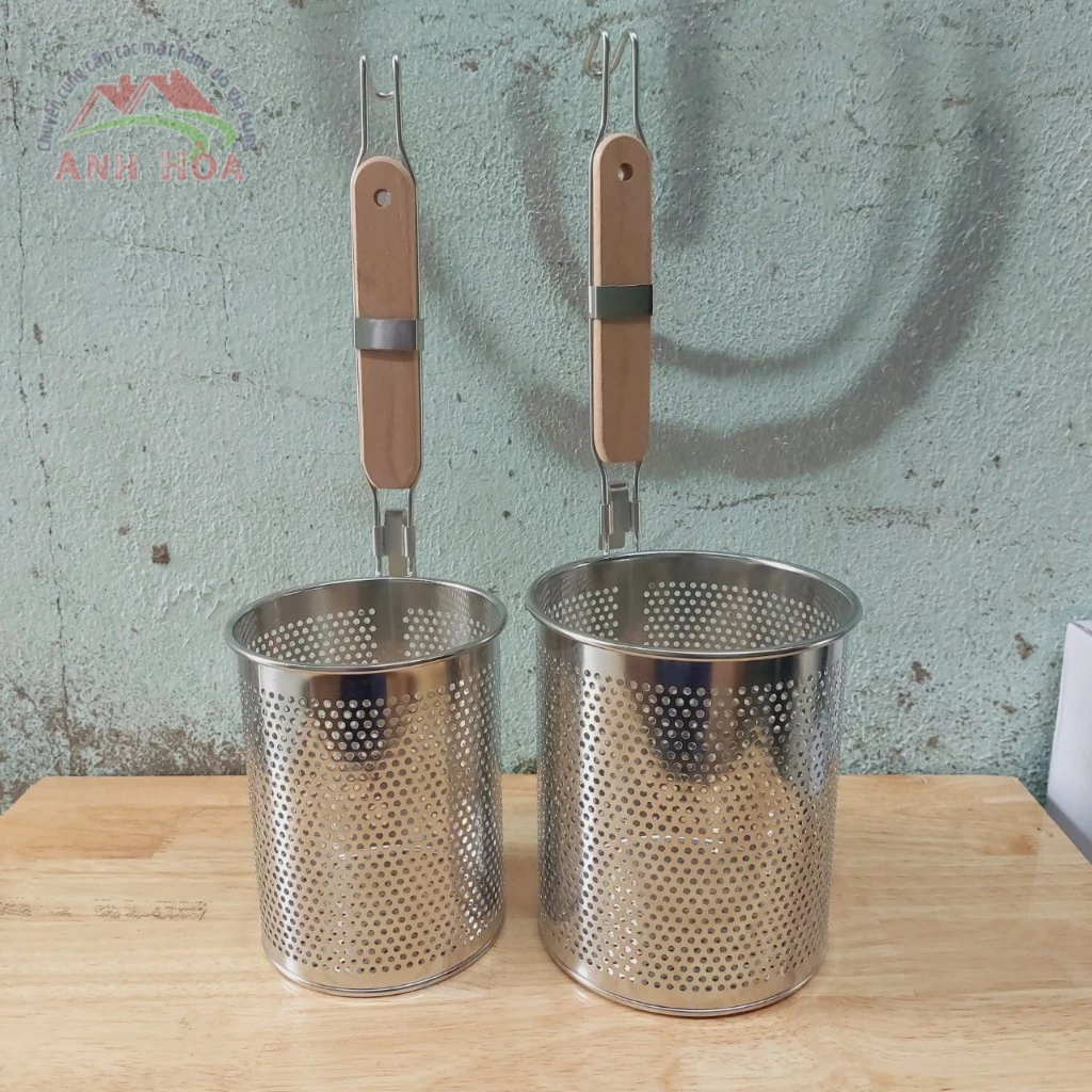 Perforated stainless steel noodle racket, noodle soup, noodle soup and ...